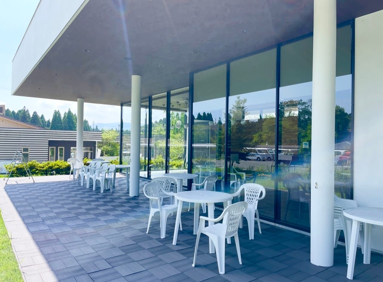 阿蘇の麓の一棟貸し多目的スペース！会議やイベントルームとして、また厨房設備、冷蔵ショーケースありの写真3