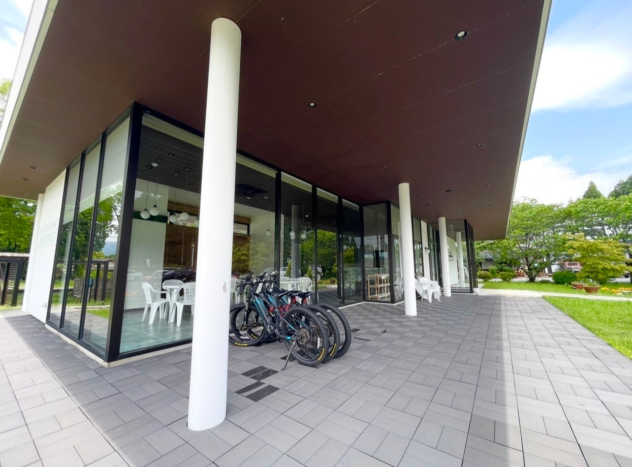 阿蘇の麓の一棟貸し多目的スペース！会議やイベントルームとして、また厨房設備、冷蔵ショーケースありの写真4