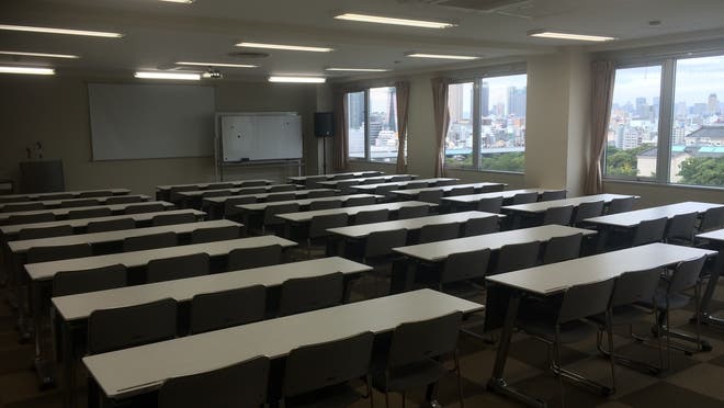 天王寺駅よりすぐ近くの会議室、プロジェクター・ホワイトボードなど無料貸出中!の写真2