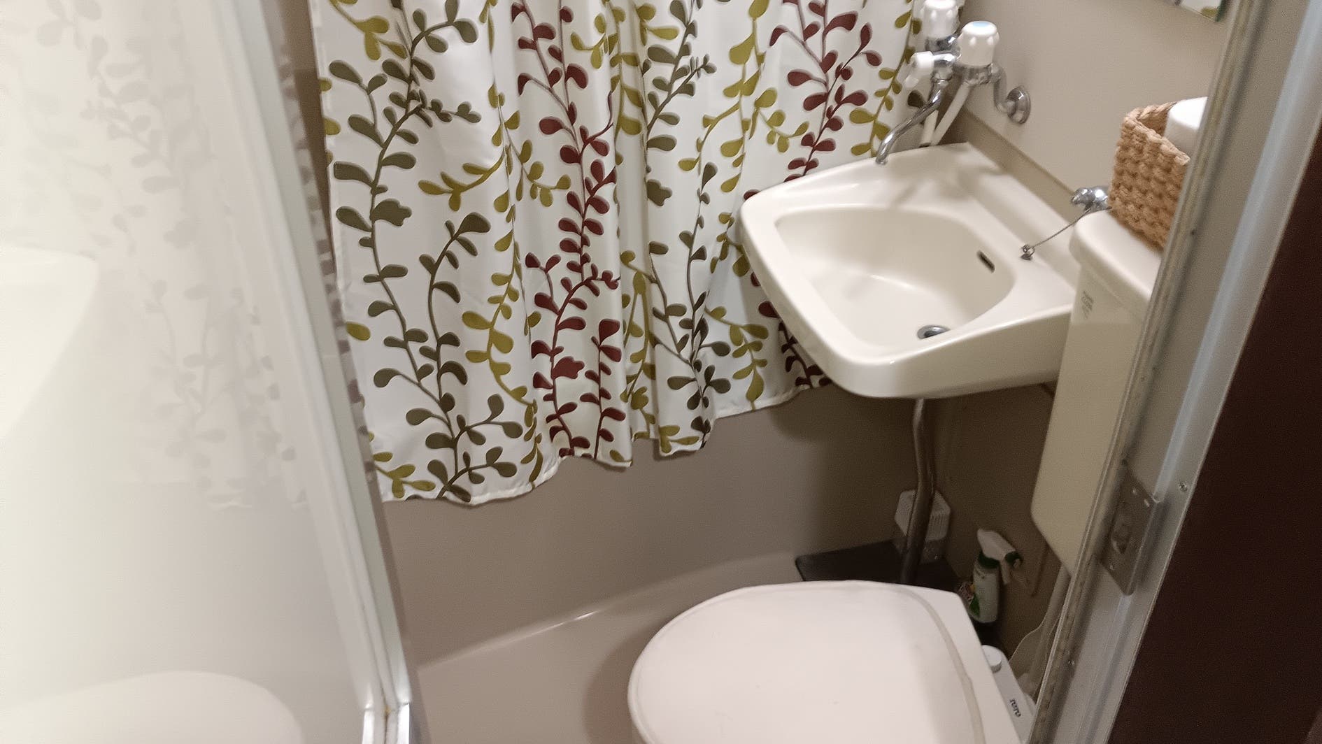 JR町田駅より徒歩5分✨おうちスペース🎉監視カメラなし📷デート/コスプレ/飲み会/ゲーム/女子会/男子会/ママ会/テレワークの写真9