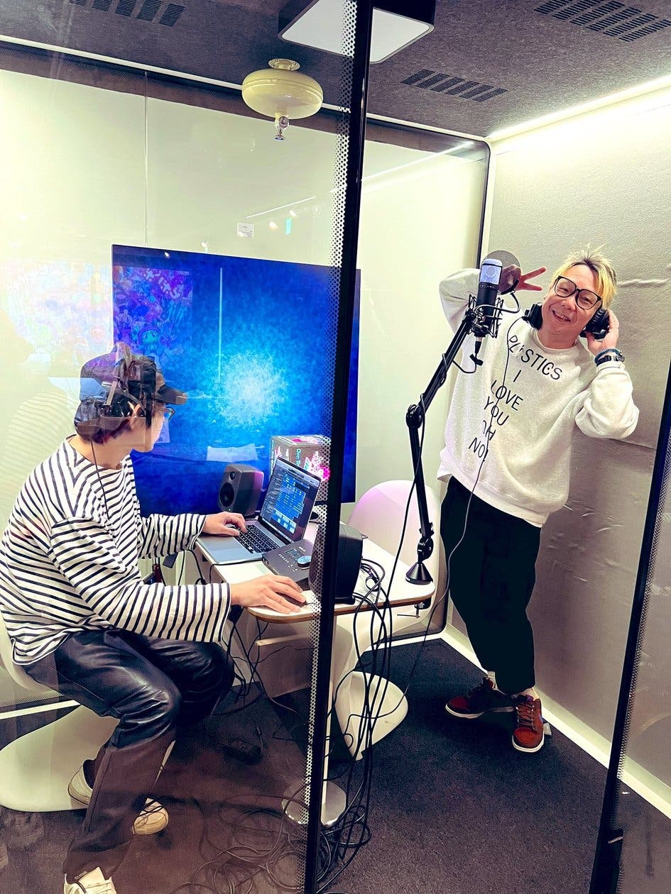 四谷三丁目「Mo4ca(モシカ）」防音室最大4名まで（会議・録音・撮影・テレワーク）の写真2