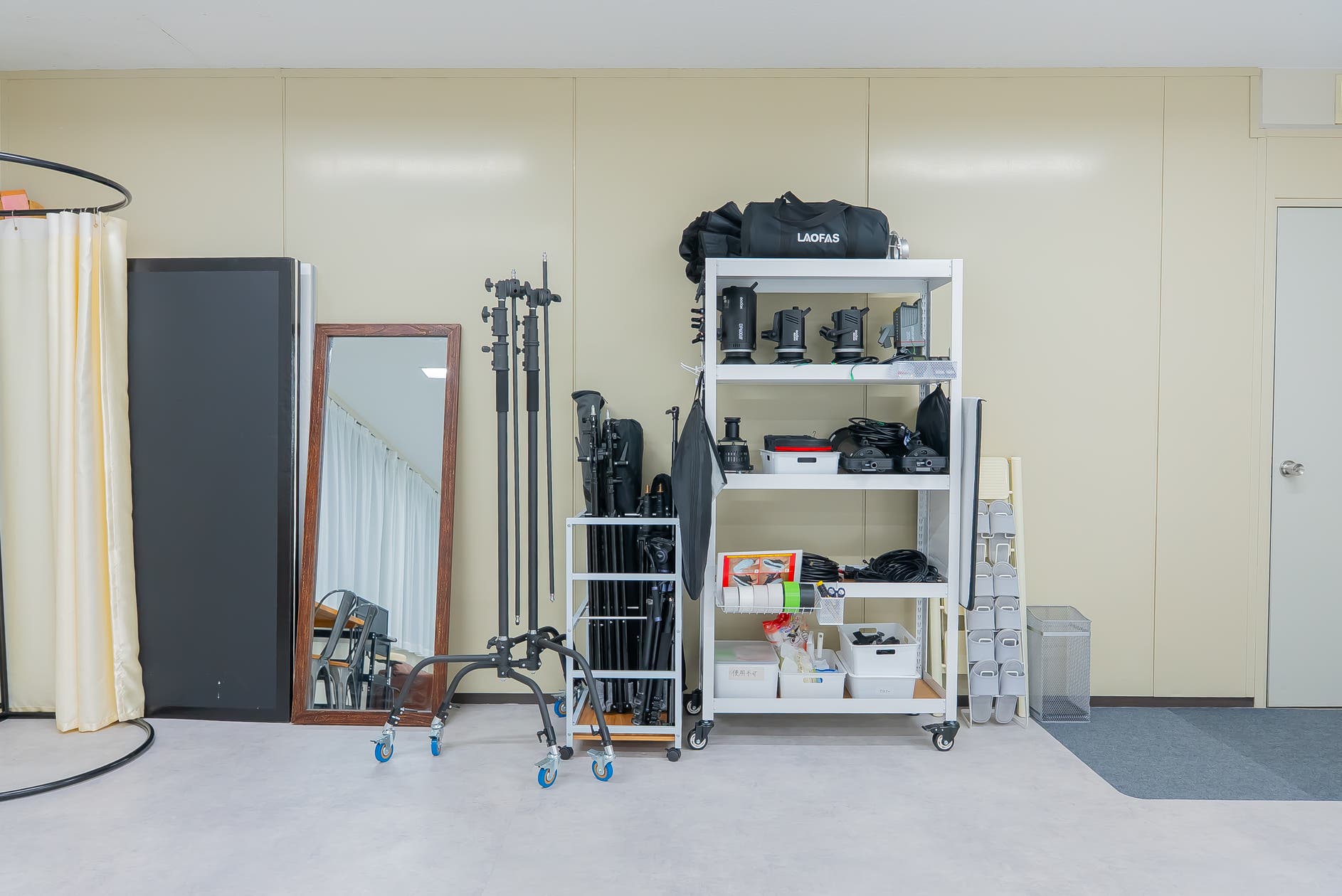 OPENセール【千葉駅3分】白ホリスタジオ｜プロカメラマン監修｜ポートレート｜ブツ撮りの写真14