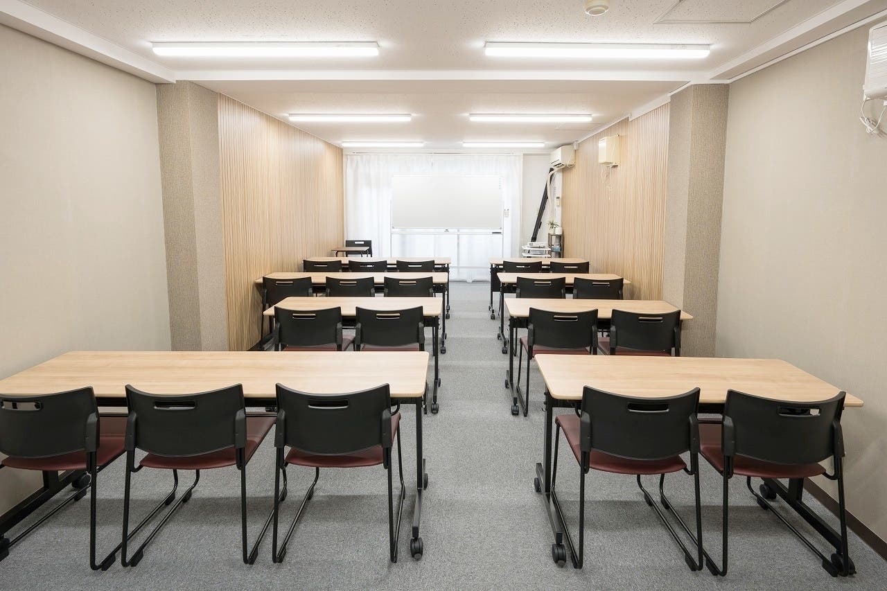 9月NEW OPEN！オープン記念価格中｜最大26名収容｜麹町駅３分半蔵門駅４分｜光メッシュWIFI｜プロジェクターの写真1