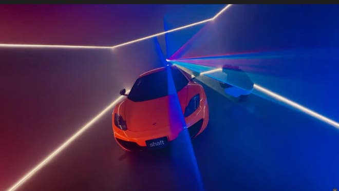 自動車、モーターサイクルの撮影に。積載車もアクセス良好です。の写真3