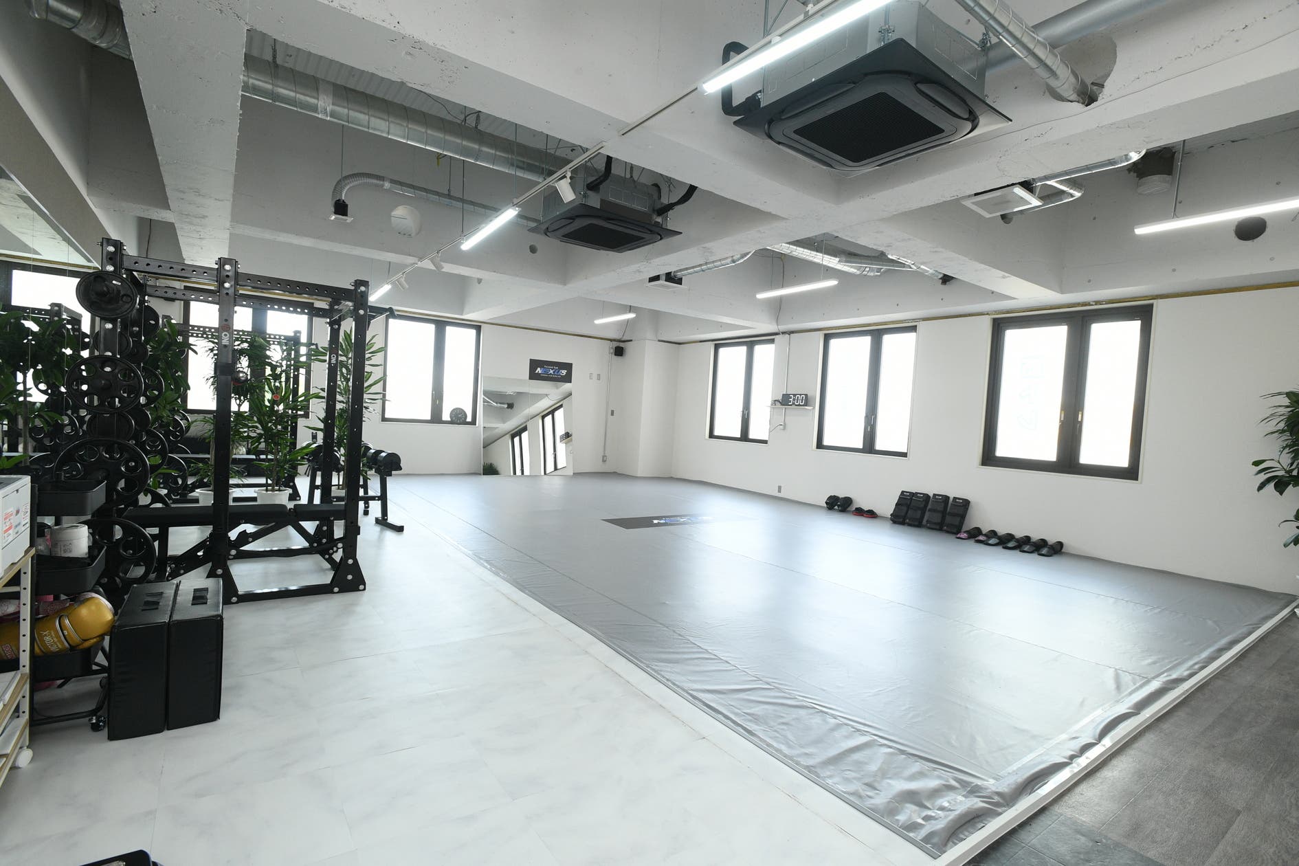 川越駅から徒歩2分の好立地！ 広々 100㎡超えの空間 を、時間貸しでご利用いただけます。の写真1