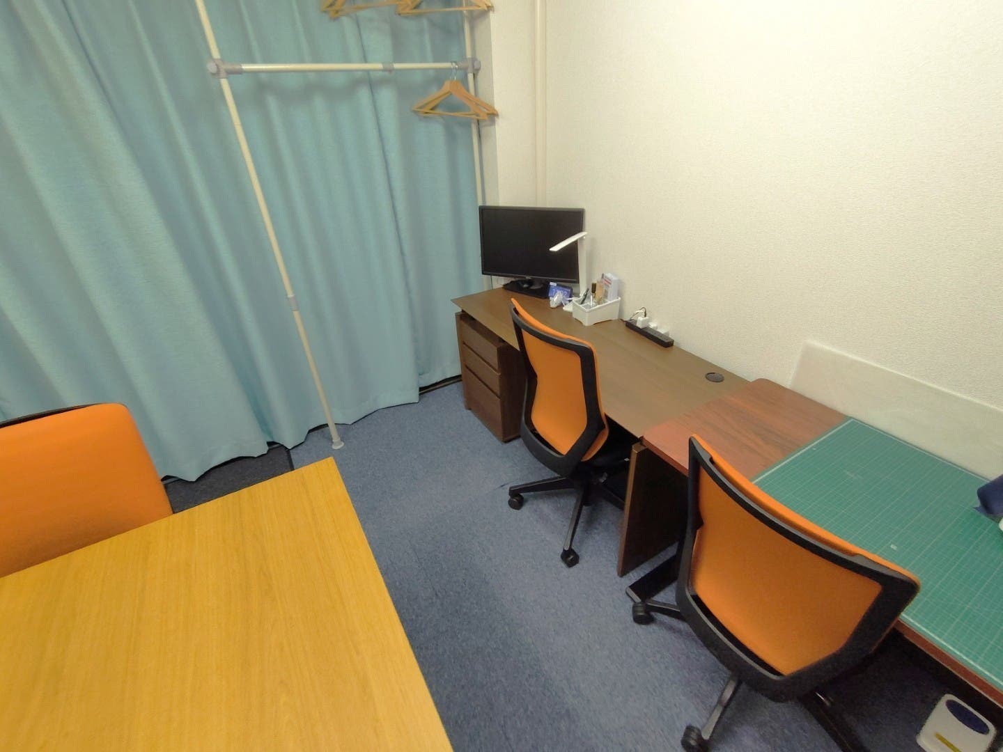 [のんびり工房/馬場箱]大きな机の四角いお部屋 (作業場所/会議/ボードゲーム/お話し会)の写真14