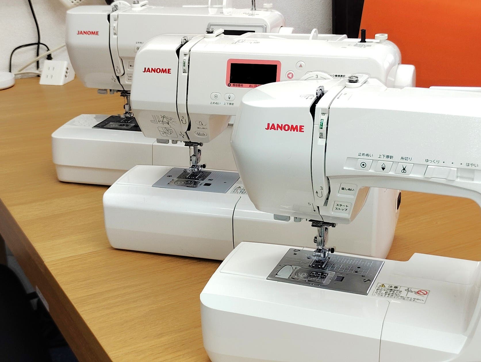 [のんびり工房/馬場箱]大きな机の四角いお部屋 (作業場所/会議/ボードゲーム/お話し会)の写真16