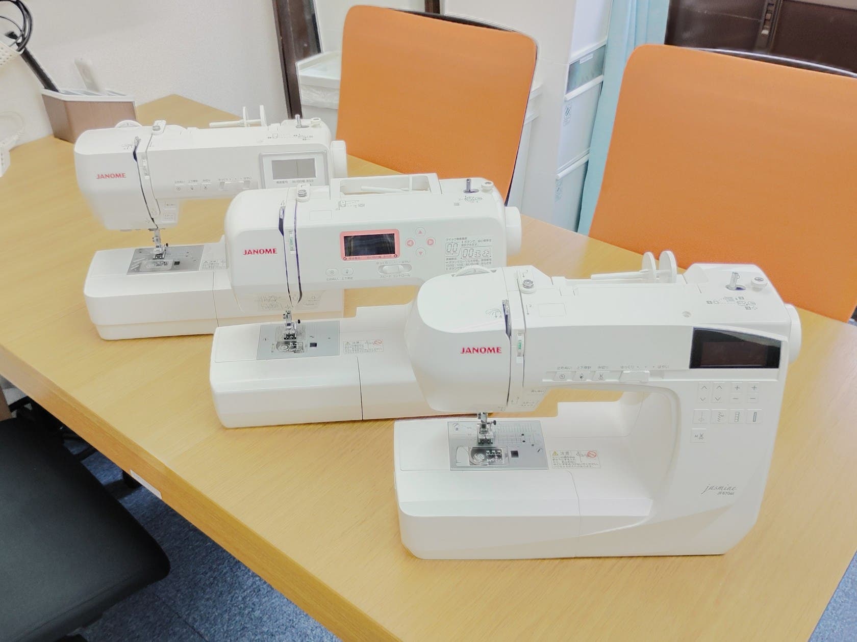 [のんびり工房/馬場箱]大きな机の四角いお部屋 (作業場所/会議/ボードゲーム/お話し会)の写真17