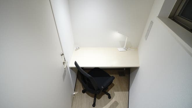 <UPオフィス水道橋 B107号室>水道橋駅徒歩3分🚃1人用個室🚪光回線Wi-Fi📶電源🔌リモートワーク/Web面接/作業の写真2