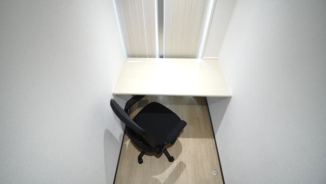 <UPオフィス水道橋 302号室>水道橋駅徒歩3分🚃1人用個室🚪光回線Wi-Fi📶電源🔌リモートワーク/Web面接/作業の写真2