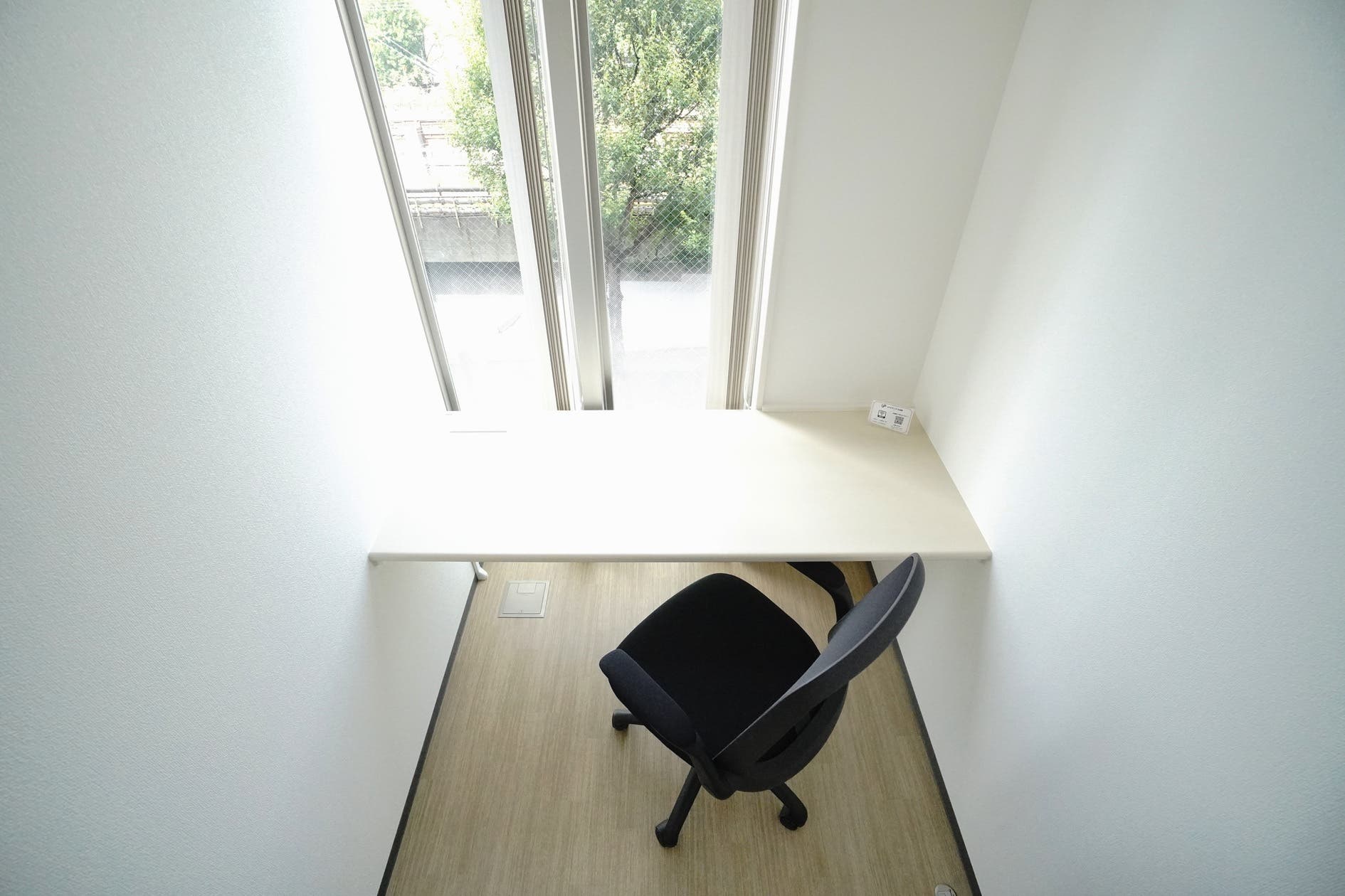 ＜UPオフィス水道橋 304号室＞水道橋駅徒歩3分🚃1人用個室🚪光回線Wi-Fi📶電源🔌リモートワーク/Web面接/作業の写真3