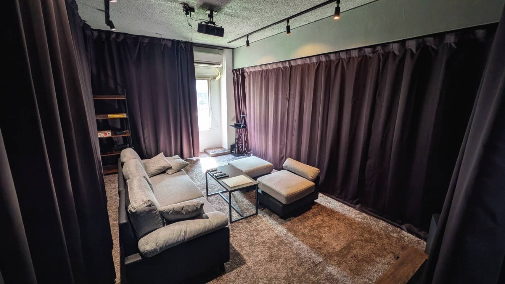 【オープン記念価格★ごみ捨て無料✨】六本木の秘密シネマルーム🎬撮影配信・映画デート・女子会の写真3