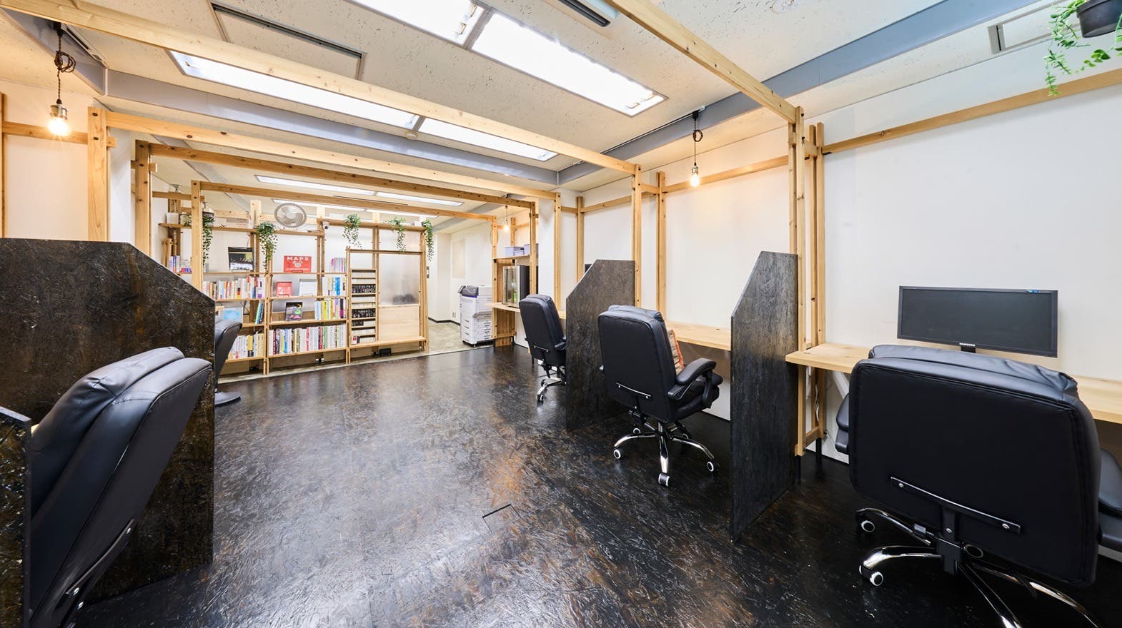 東銀座駅2分・デザイン事務所が運営するコワーキングスペース。の写真1