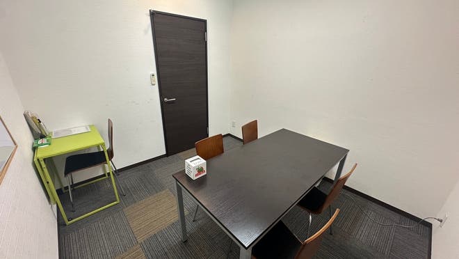 ☆★茅ヶ崎駅徒歩2分・Wi-Fi完備★☆会議・テレワーク・契約手続きに使える多用途レンタルスペース Room①の写真3