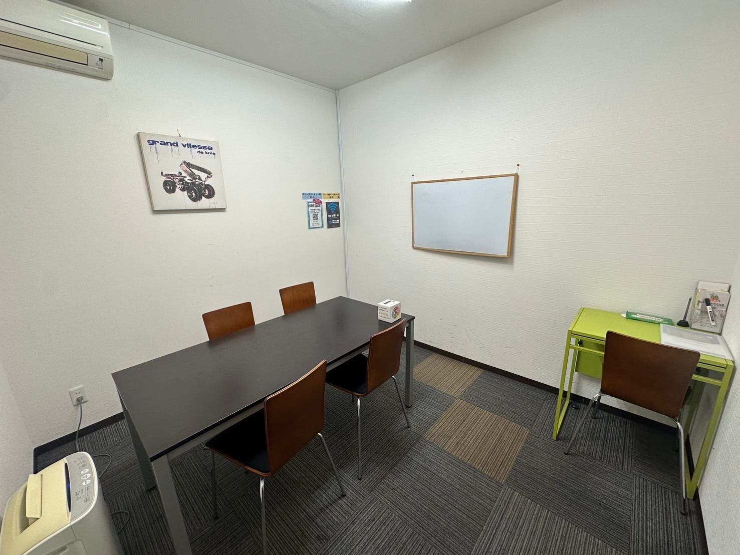 ☆★茅ヶ崎駅徒歩2分・Wi-Fi完備★☆会議・テレワーク・契約手続きに使える多用途レンタルスペース　Room①の写真4