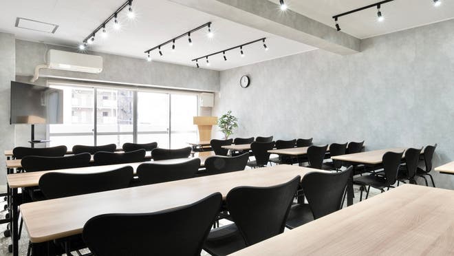 ミリオン会議室新大阪2号店【新大阪駅3分】最大35名/光回線/プロジェクター/モニター/持込飲食可/パーティプラン🎉の写真2