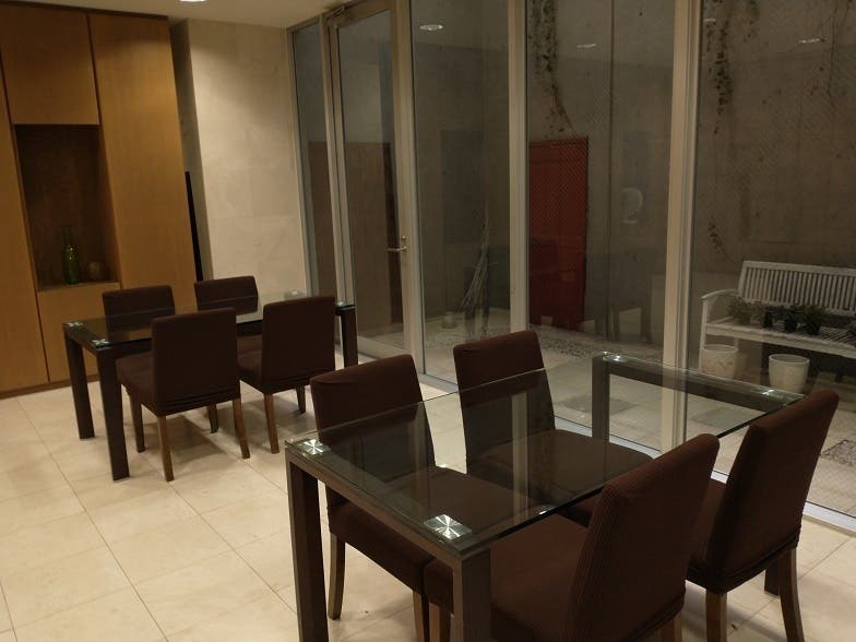 【北参道駅から徒歩３分】太陽が降り注ぐ、明るく落ち着いた開放的な空間です。の写真14