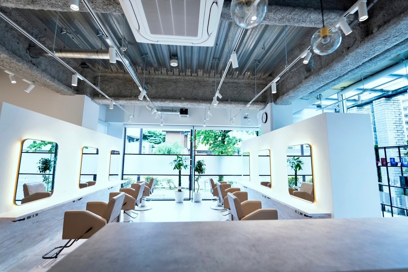 【恵比寿駅 徒歩7分】プライベートサロン🍃ロケ・スタジオ撮影📸ドラマ・YouTube撮影🌟美容・ヘアカット🪞セミナー😊の写真8