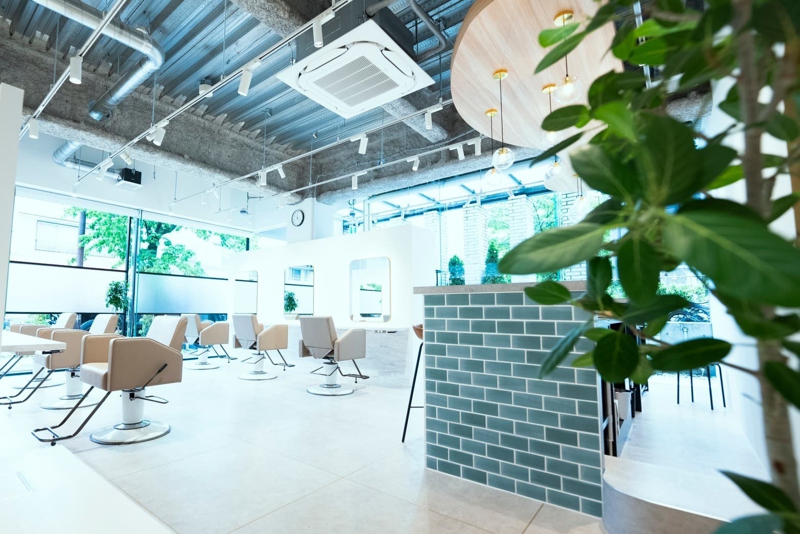 【恵比寿駅 徒歩7分】プライベートサロン🍃ロケ・スタジオ撮影📸ドラマ・YouTube撮影🌟美容・ヘアカット🪞セミナー😊の写真10