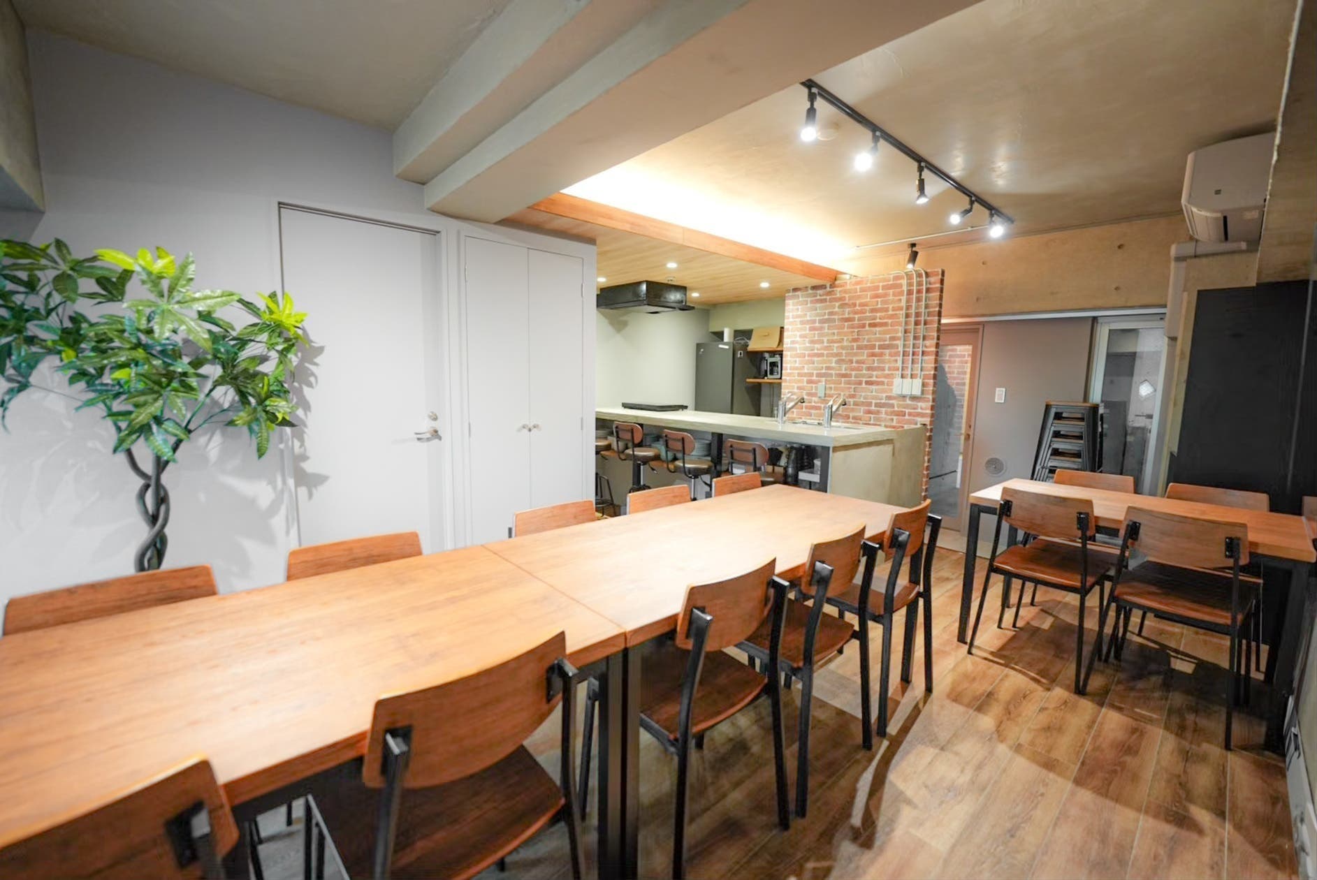 リノスペキッチン明大前2nd🍳クリスマス🎄忘年会・デート・料理・ホームパーティ・飲み会・打ちあげ・歓迎会・撮影収録・ビジネスの写真1