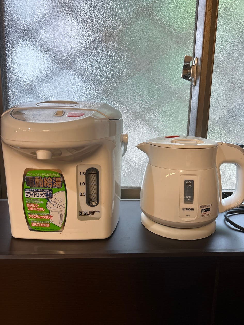 西宮市「集居夙川館」リビングとダイニング2部屋セットの写真7