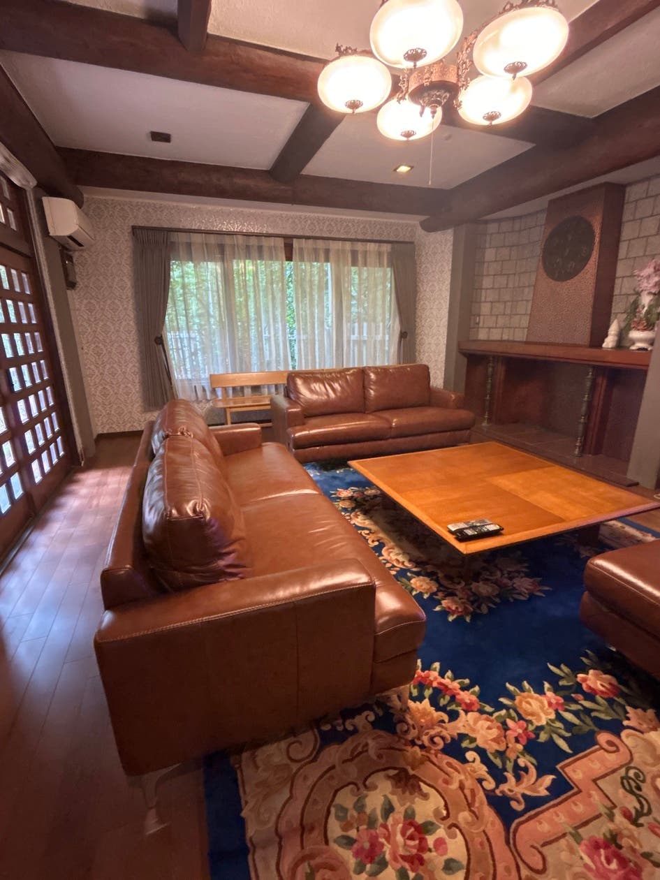 西宮市「集居夙川館」リビング一室の写真1