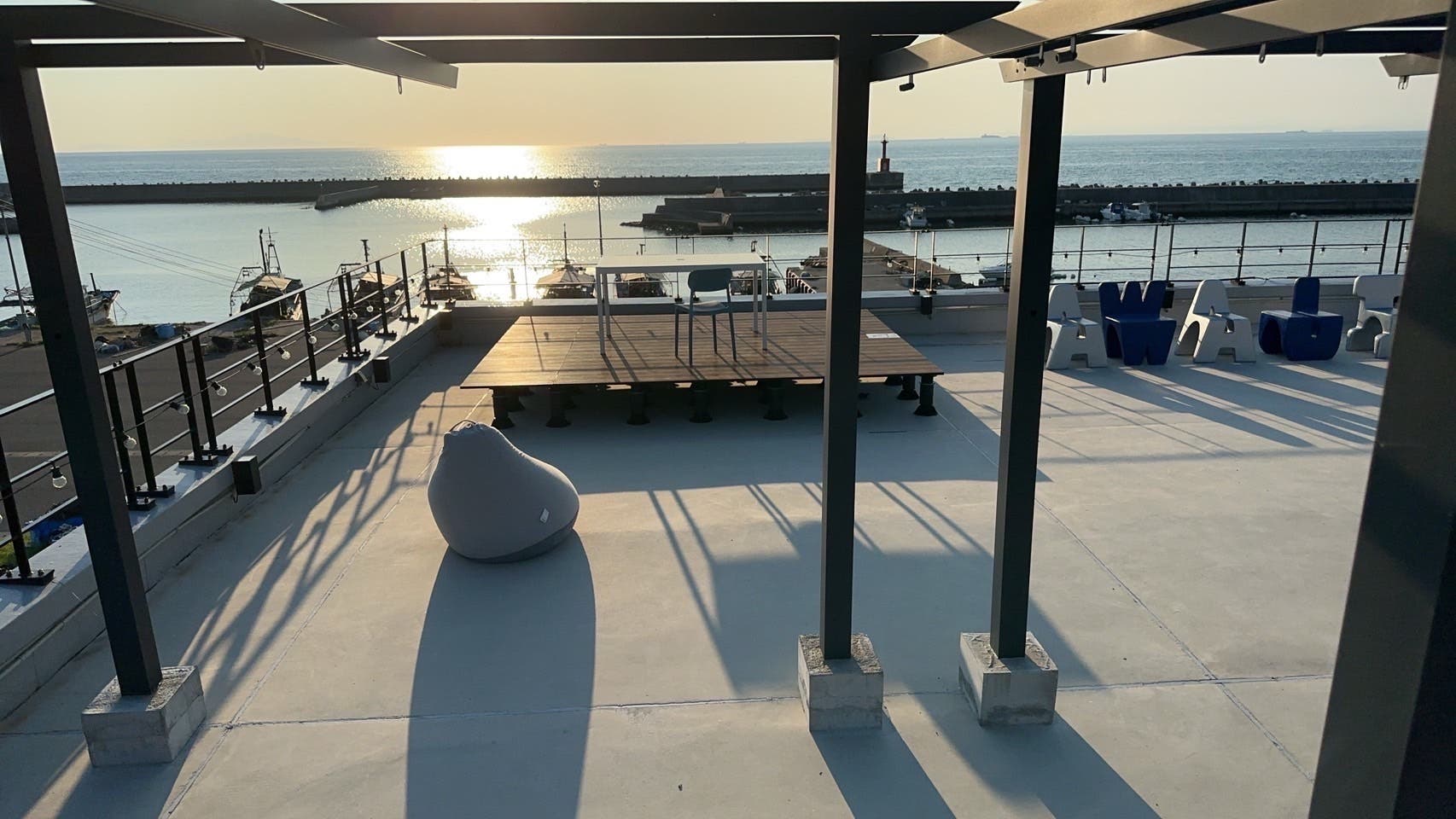 北淡インターから車🚗で8分の目の前が海のスペース🏖️の写真4