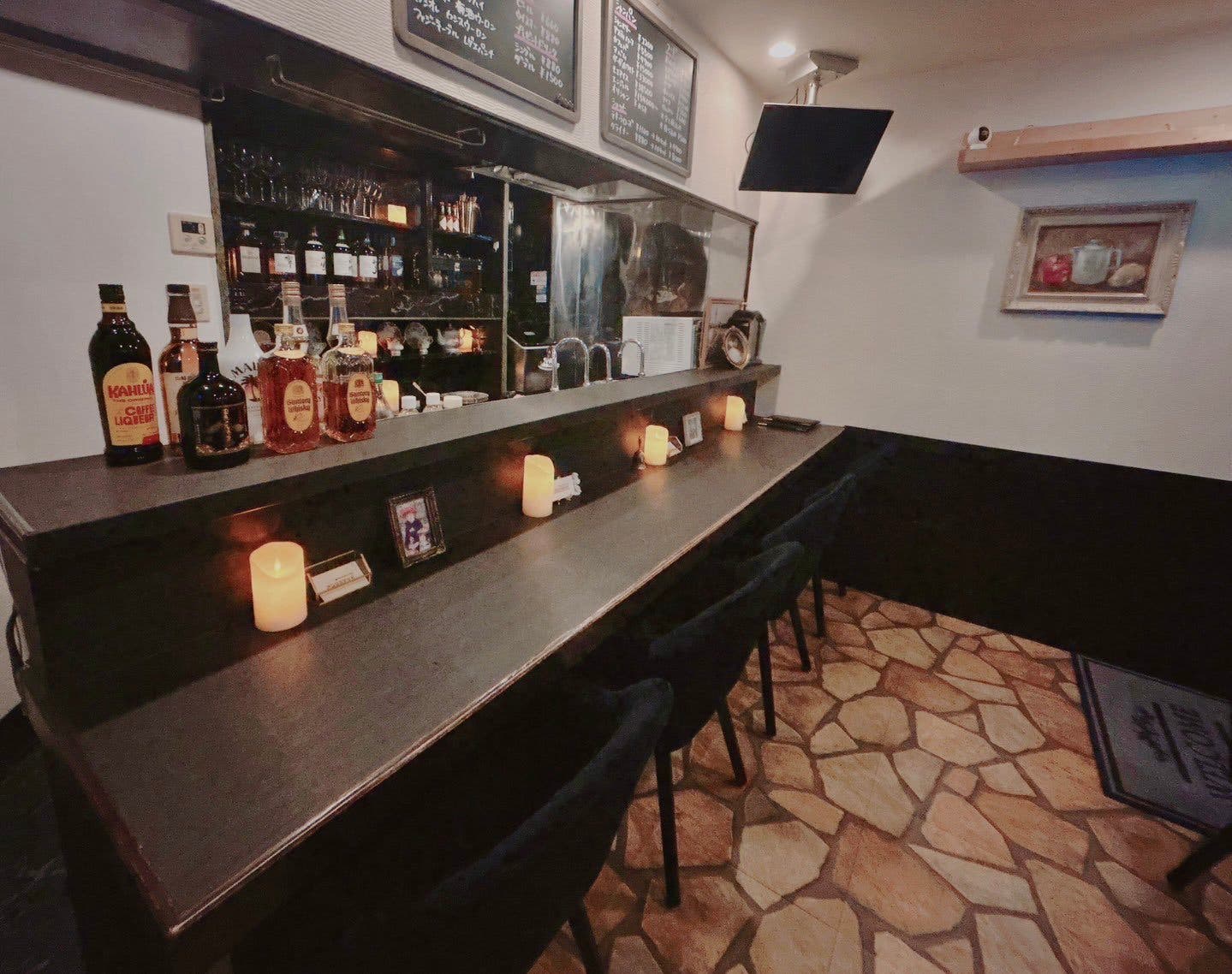 四ツ谷駅（四谷三丁目駅）から５分の隠れ家スペースの写真1