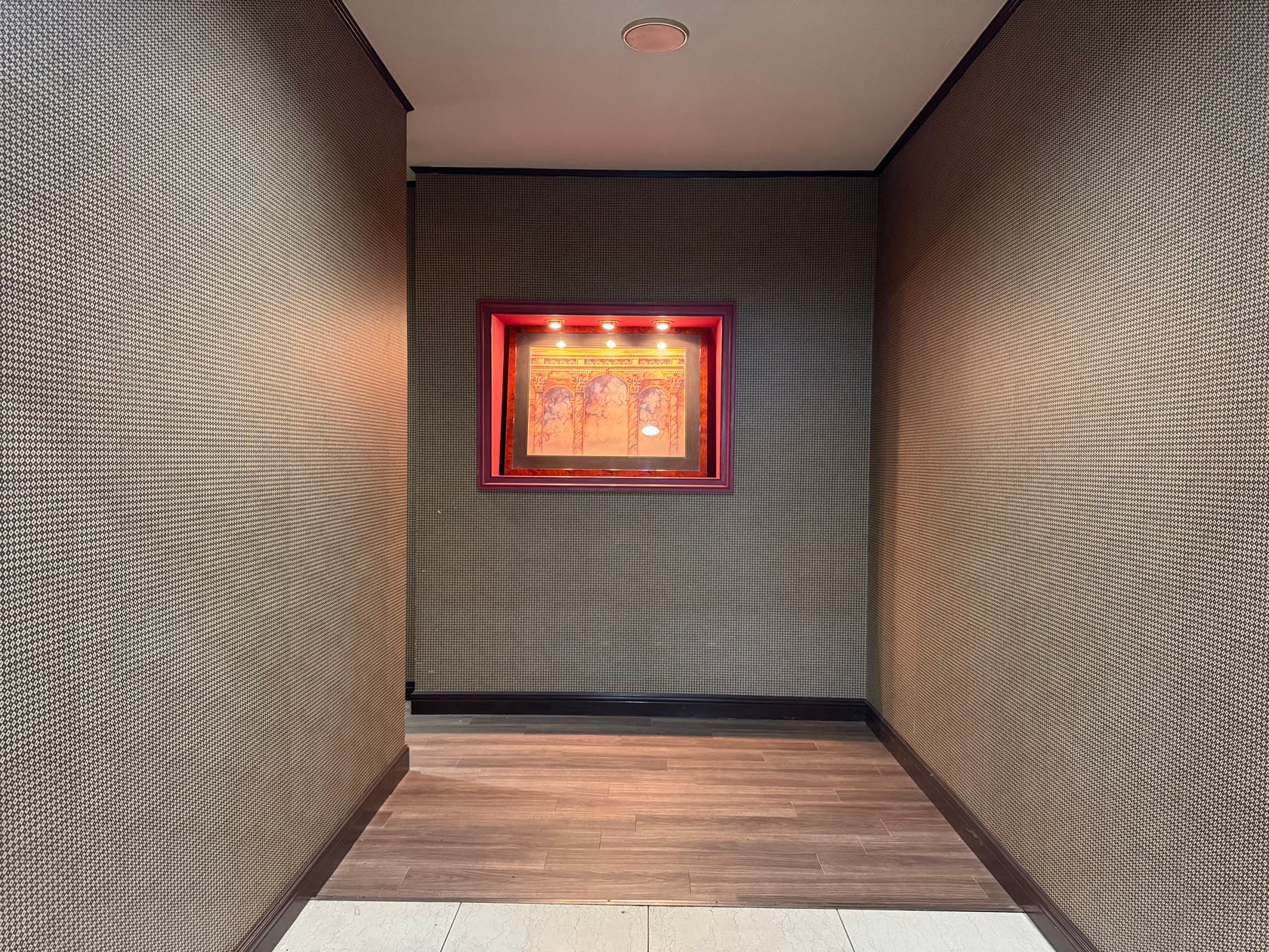 水戸駅南口から徒歩６分！ホテル内1F会議室（10人程度まで）を時間で利用できる！（カシェット）の写真5