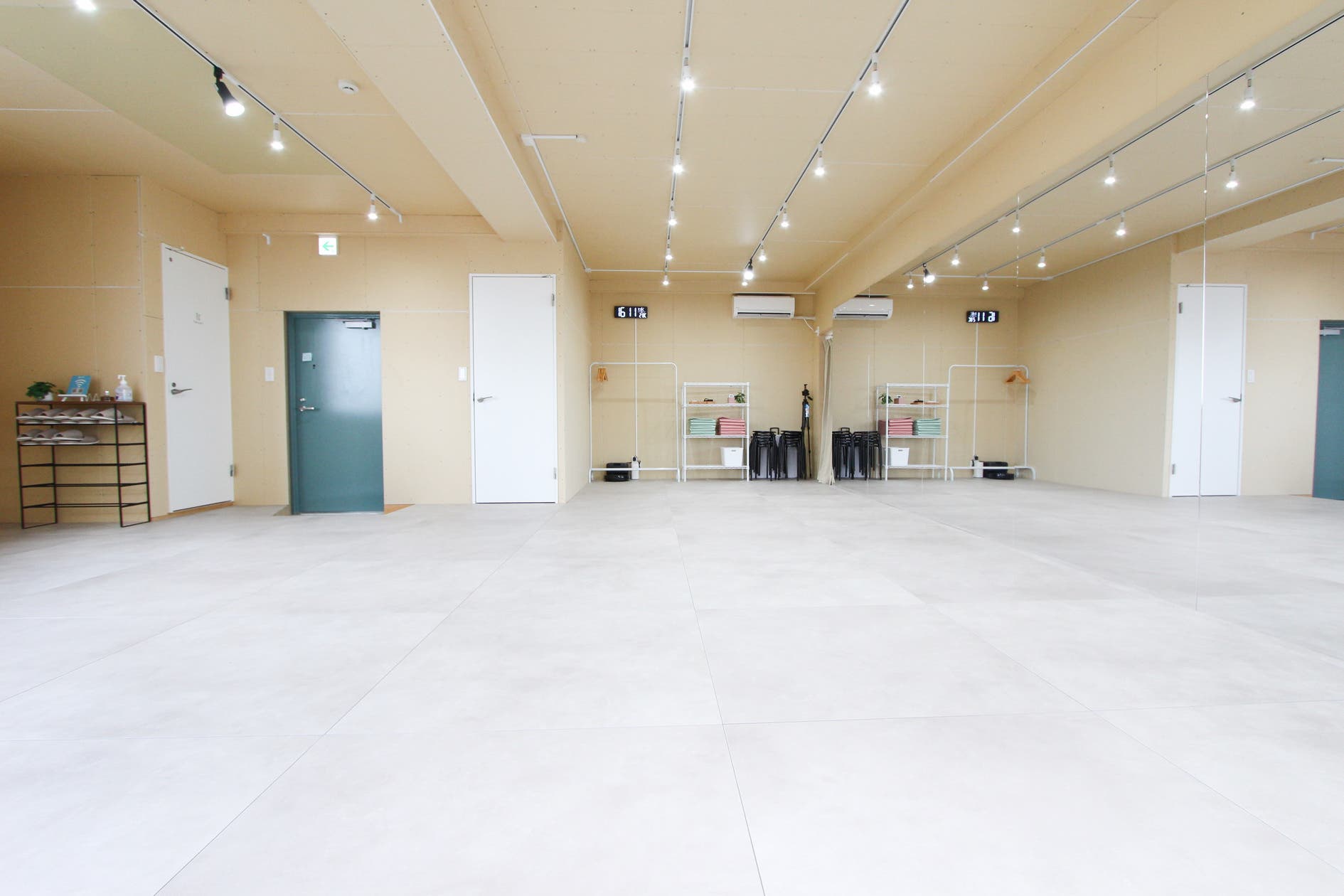 【NEWOPEN割‼️】小平駅前！徒歩45秒✨ダンス・撮影可能のレンタルスタジオ｜43㎡天井高さ2.5ｍの写真3