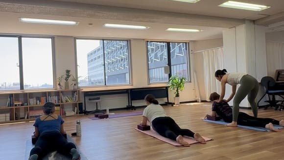 泉佐野駅徒歩1分のヨガスタジオの写真3
