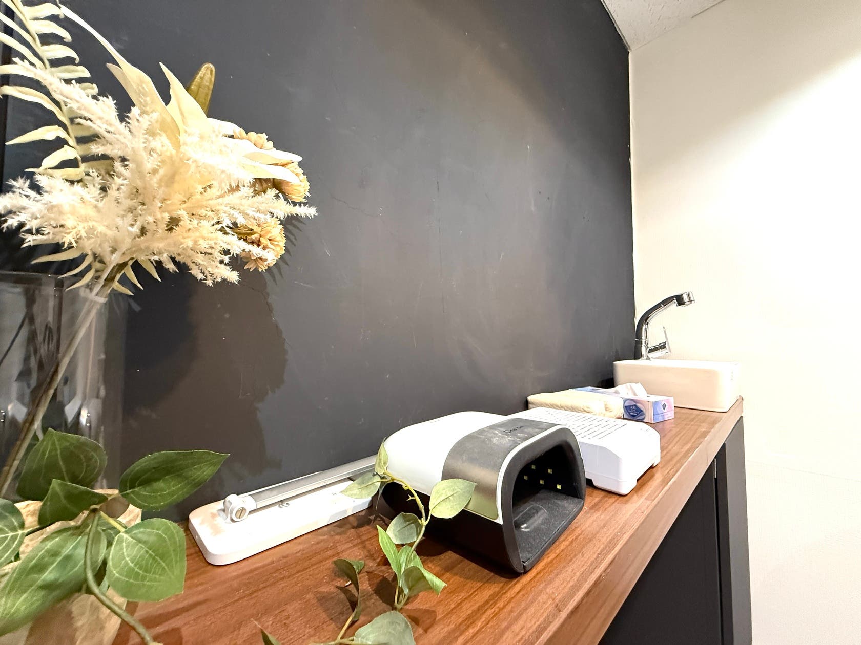 【鶴見駅1分】最大4名様/完全個室/レンタルサロン/ネイルサロンの写真3