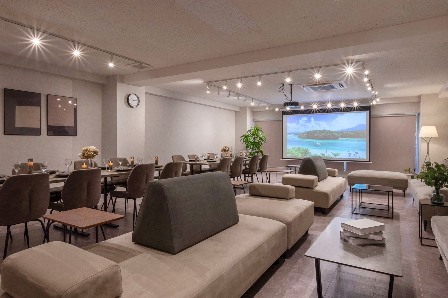 西新宿駅6分🚃最大40名着席🎉大型スクリーン🎬懇親会/イベント/ビジネス利用に♪の写真10