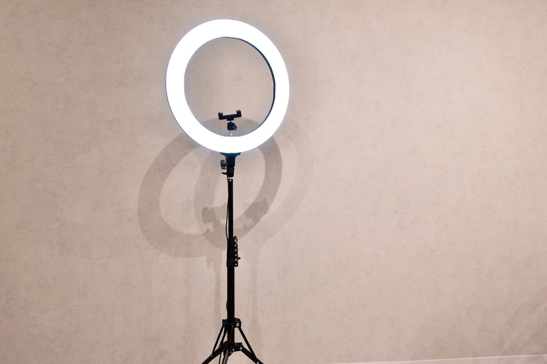 西新宿駅6分🚃最大40名着席🎉大型スクリーン🎬懇親会/イベント/ビジネス利用に♪の写真19