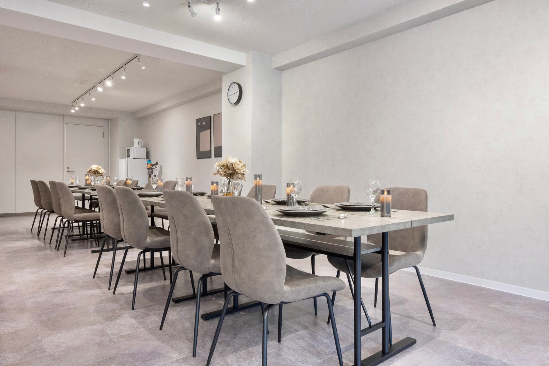 西新宿駅6分🚃最大40名着席🎉大型スクリーン🎬懇親会/イベント/ビジネス利用に♪の写真24