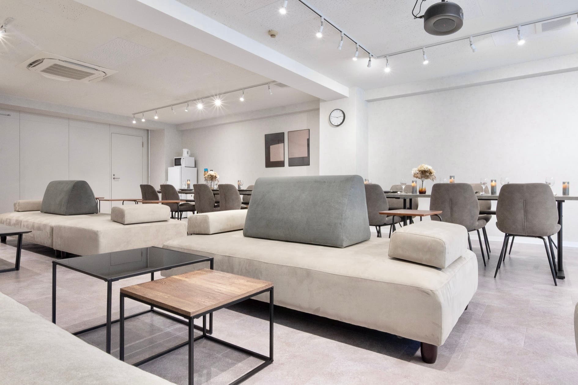 西新宿駅6分🚃最大40名着席🎉大型スクリーン🎬懇親会/イベント/ビジネス利用に♪の写真26