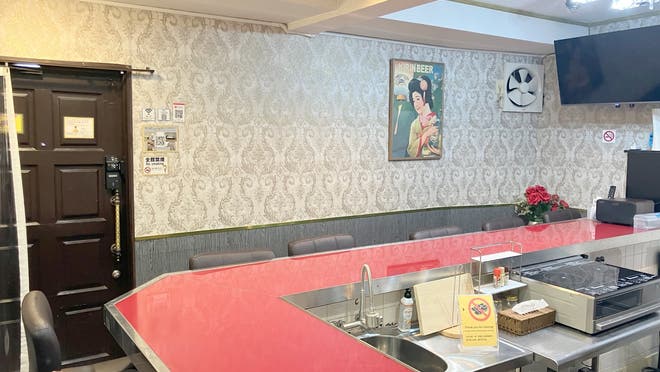 天下茶屋駅から徒歩8分!10名様着席可!カラオケ、ゲーム、バー、料理などパーティに最適☆彡の写真2