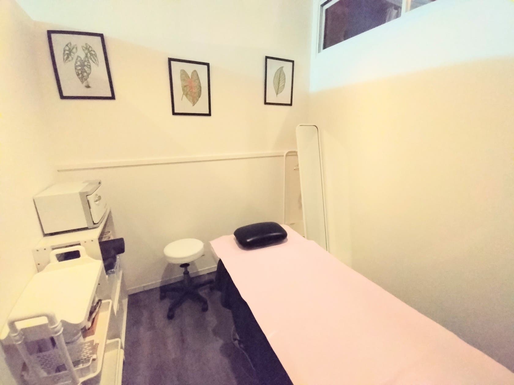 【北千住駅徒歩2分】月額レンタルサロン利用者募集中✨ ネイル・整体・エステに最適！の写真2