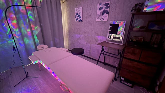 【船橋駅近くの綺麗なスペース】光回線高速WiFi、テレビ、ホワイトボード、施術ベット完備☆会議/打合せ/オンライン/サロンに最適の写真10