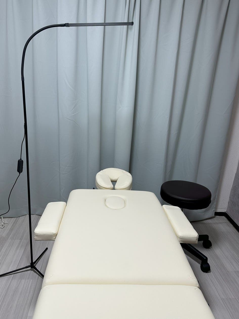 【船橋駅近くの綺麗なスペース】光回線高速WiFi、テレビ、ホワイトボード、施術ベット完備☆会議/打合せ/オンライン/サロンに最適の写真11