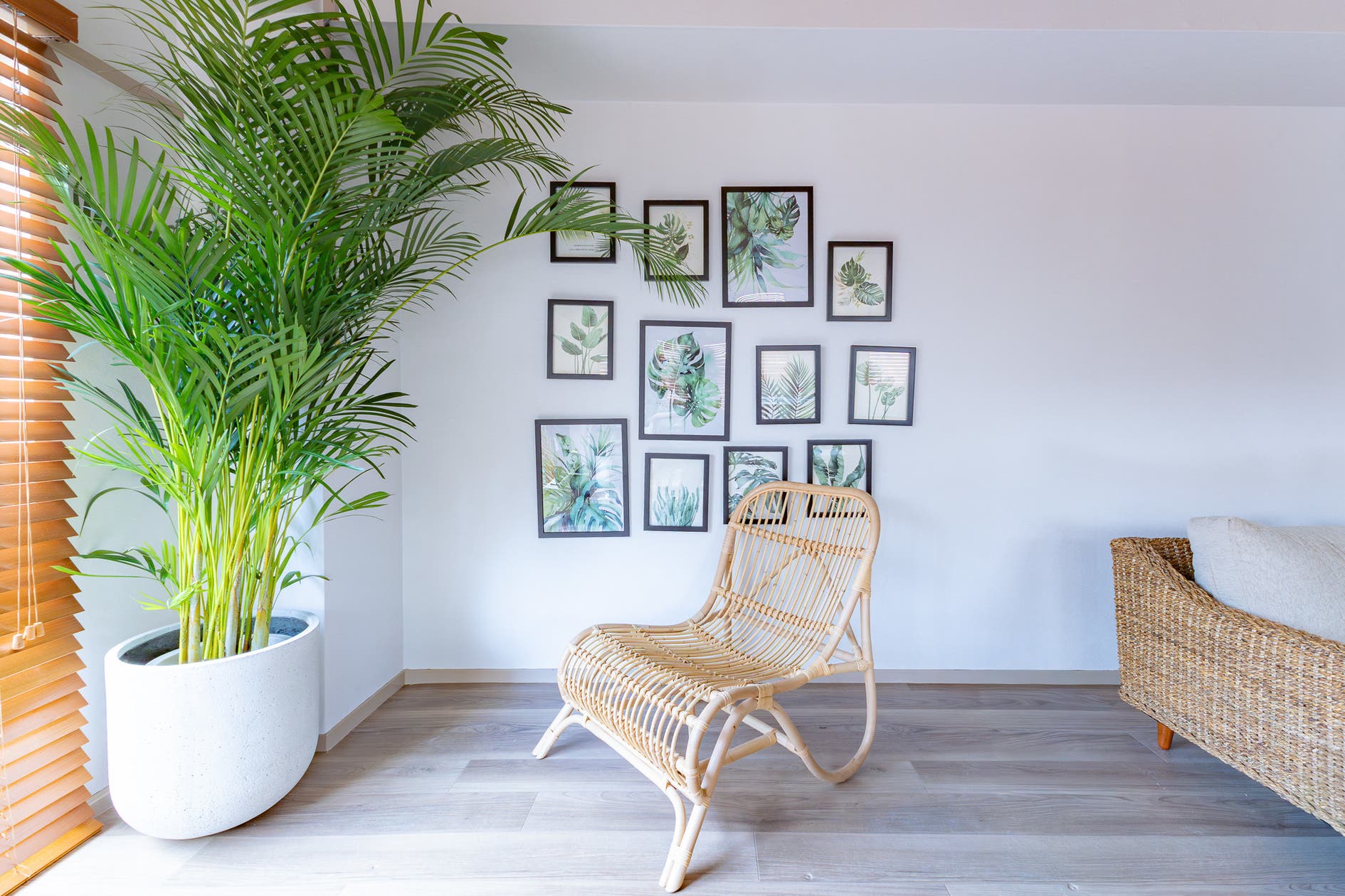 【🎄クリスマス＆忘年会🎅】三ノ宮駅すぐ/最大26名⭐️広々したお部屋に最高級ソファを使用⭐️の写真11