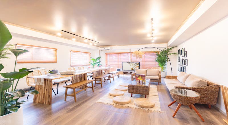 【✨歓送迎会✨🎉】三ノ宮駅すぐ/最大26名⭐️広々したお部屋に最高級ソファを使用⭐️