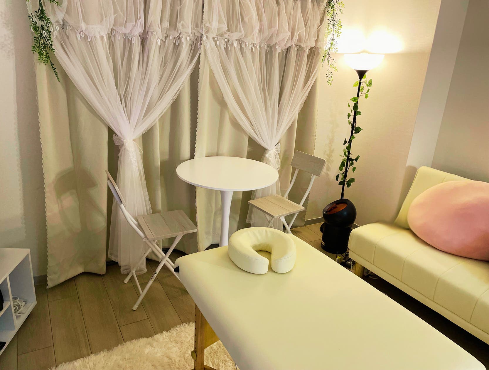 オープン特価✨【オリオン通りすぐ!!】女子会💄推し活🌟デート💖各種サロン✨会議室🧑‍💼Wi-Fi完備💻24hOK🏨の写真4