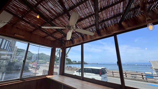 オーシャンビュー!ビーチまで徒歩10秒。雨でも安心!貸切室内BBQ。手ぶらでもOKの写真3