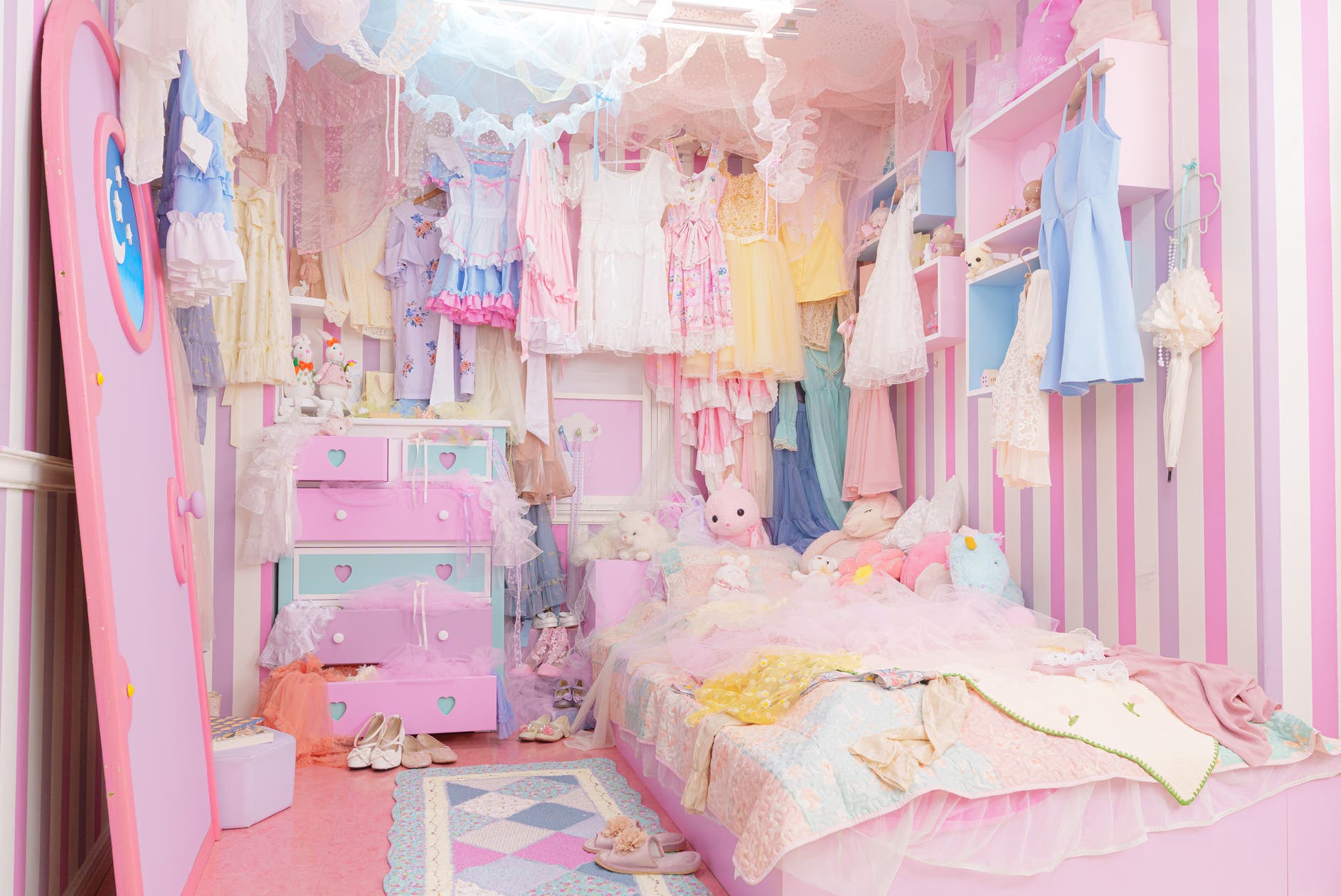 【パステルスタジオ】パステルカラーのガーリーでポップな空間 個室メイクルーム有り TVや雑誌の撮影実績多数！の写真7