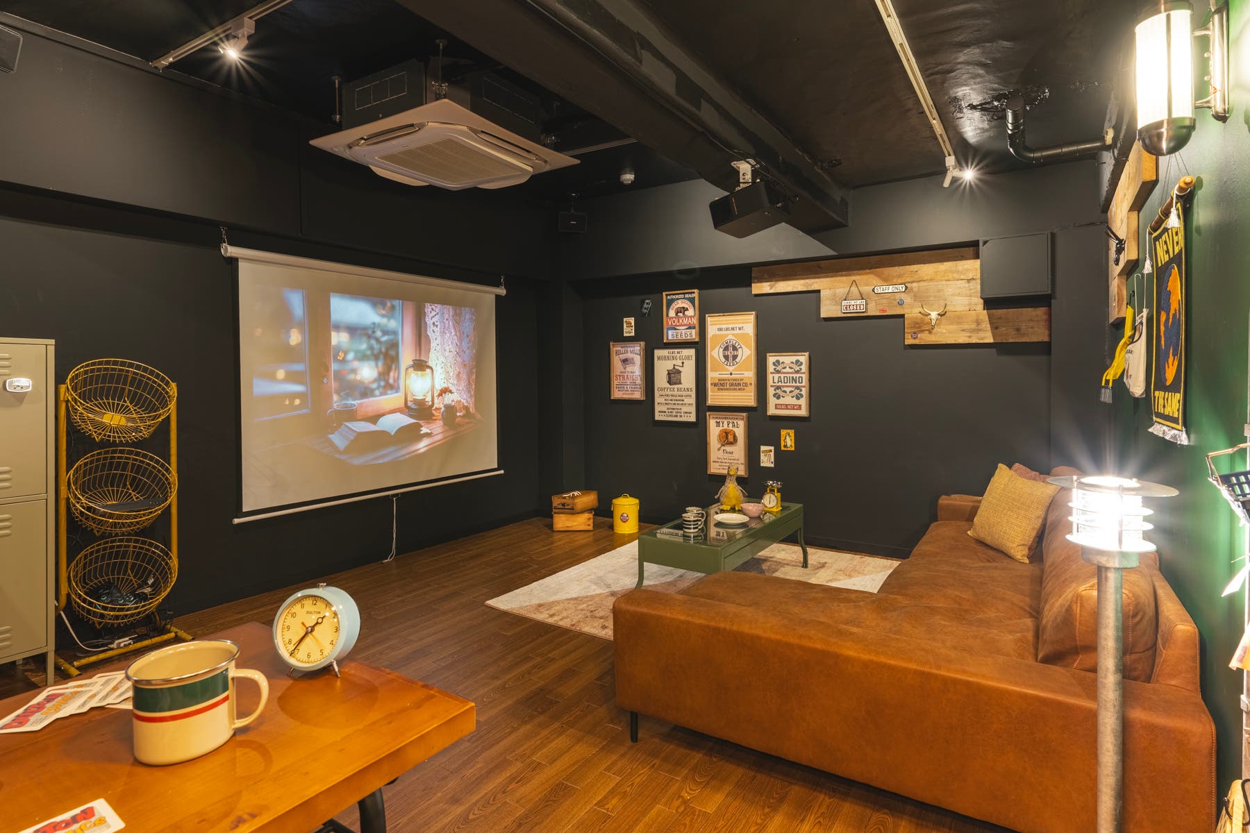 スペモ🏠️クリスマス🎄学割🧑‍🎓防音シアタールーム🎞️新橋駅6分🚶‍♀️プロジェクター🎥748_MOLE新橋の写真1