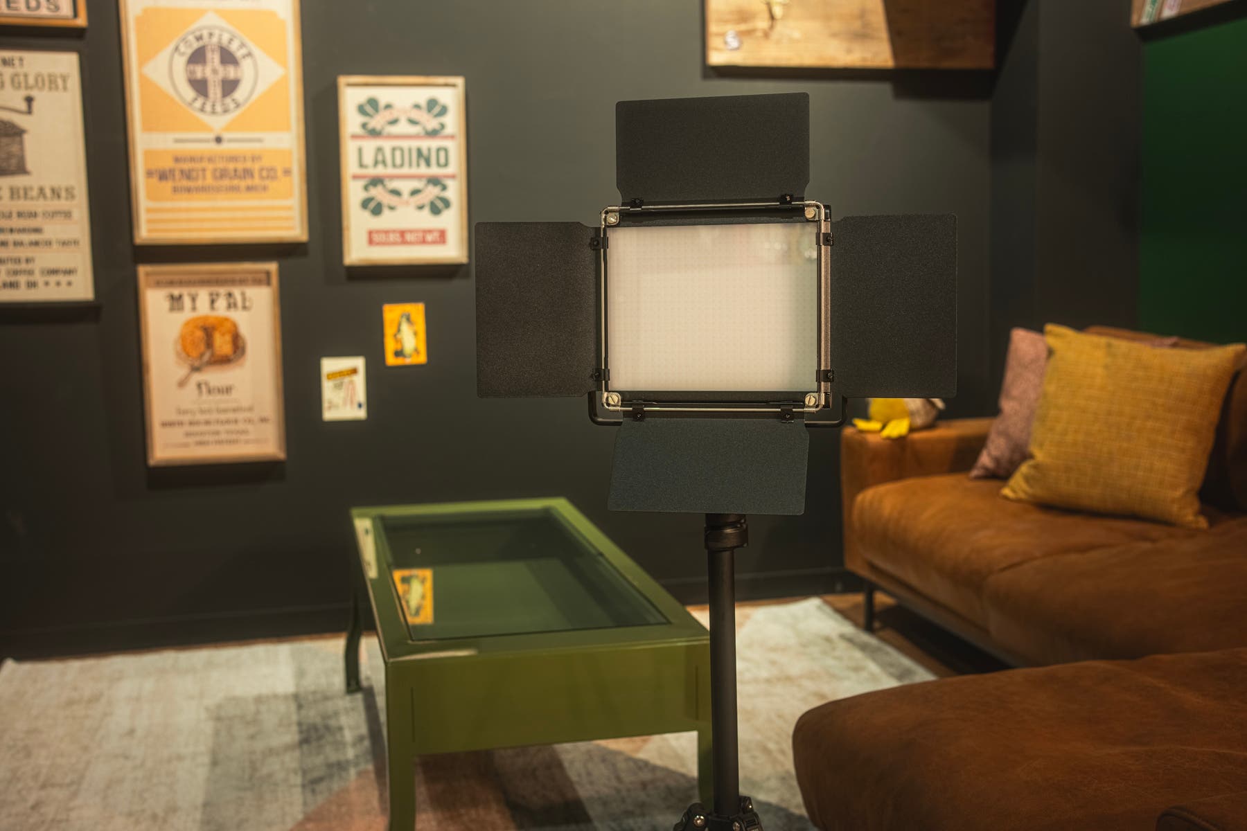 スペモ🏠️クリスマス🎄学割🧑‍🎓防音シアタールーム🎞️新橋駅6分🚶‍♀️プロジェクター🎥748_MOLE新橋の写真25