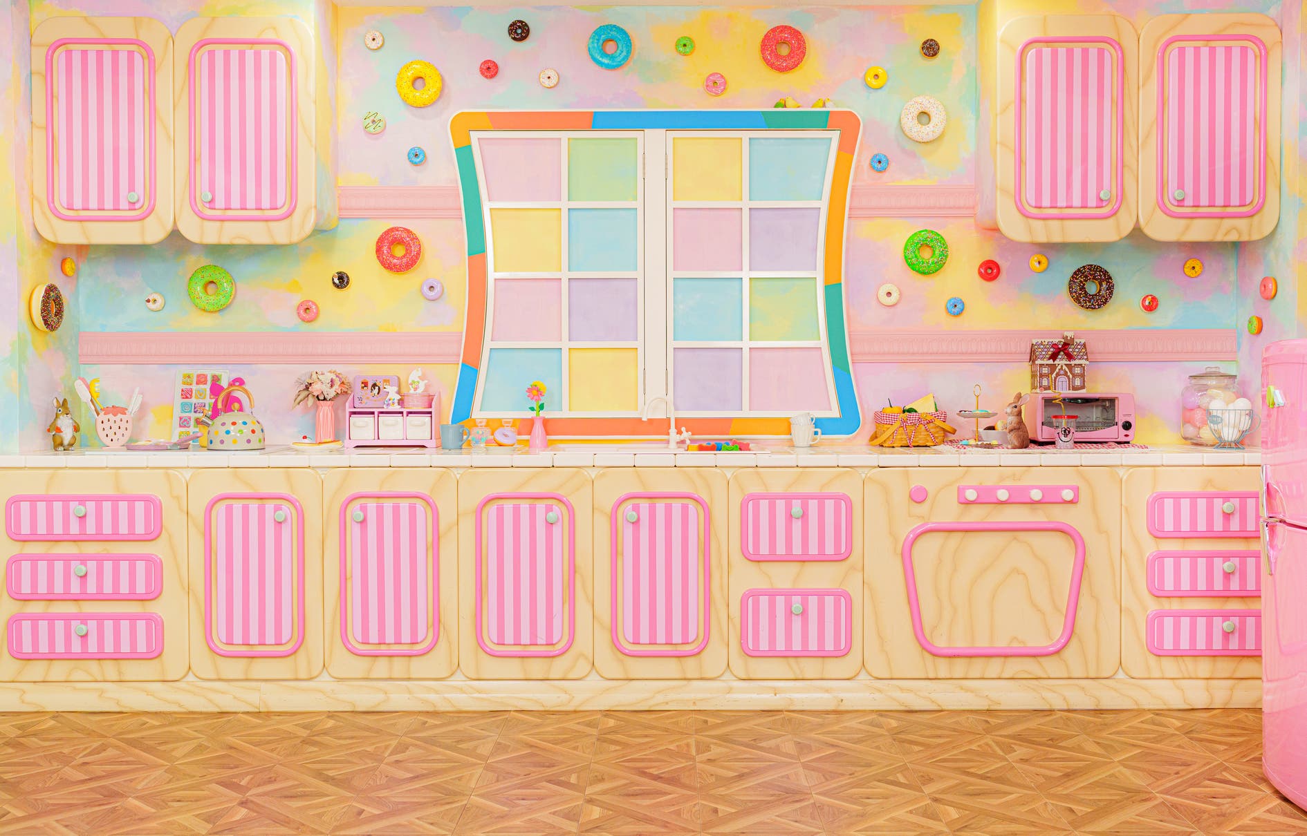 【パステルスタジオ】パステルカラーのガーリーでポップな空間 個室メイクルーム有り TVや雑誌の撮影実績多数！の写真4