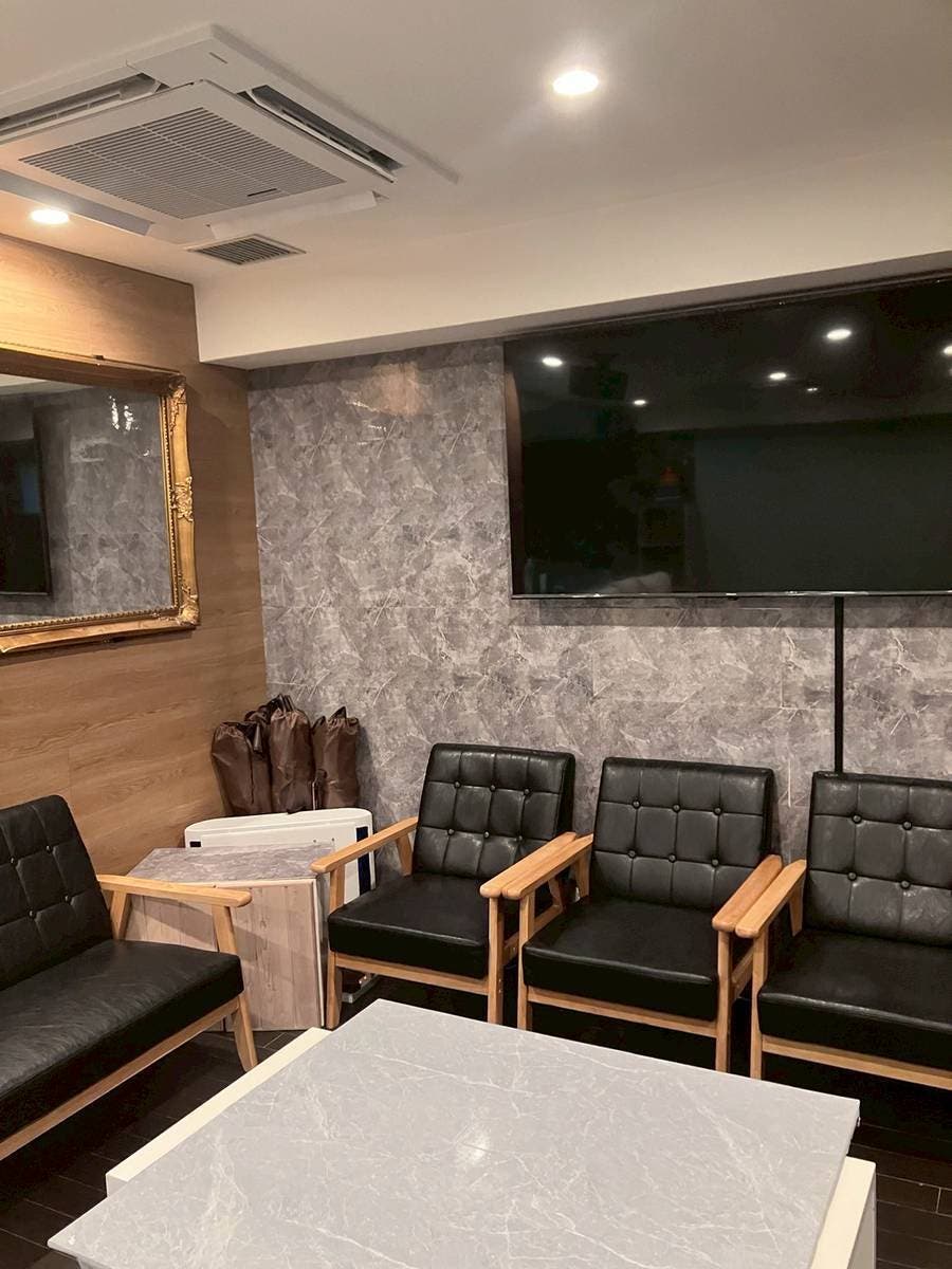 飲み放題800円〜新横浜駅徒歩５分/飲み放題あり/Wi-Fi完備/DAMカラオケ完備/業務用ダーツ完備/キッズルームありの写真3