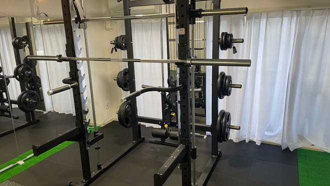 【井荻駅徒歩1分】設備&無料レンタル品充実のレンタルジム!の写真2